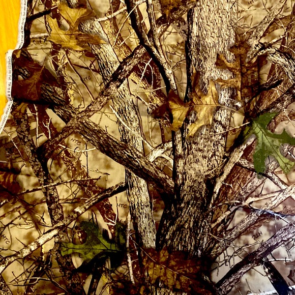springs creative product | Other | Vintage 28 True Timber Camo Fabric ...